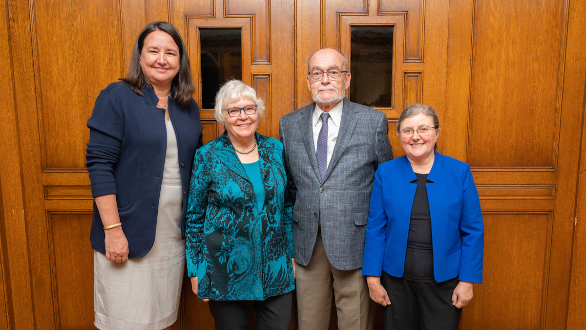 Alumni recognized for their commitment and service to the University