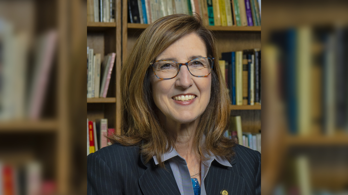 Alumna serves as Framingham State University’s president
